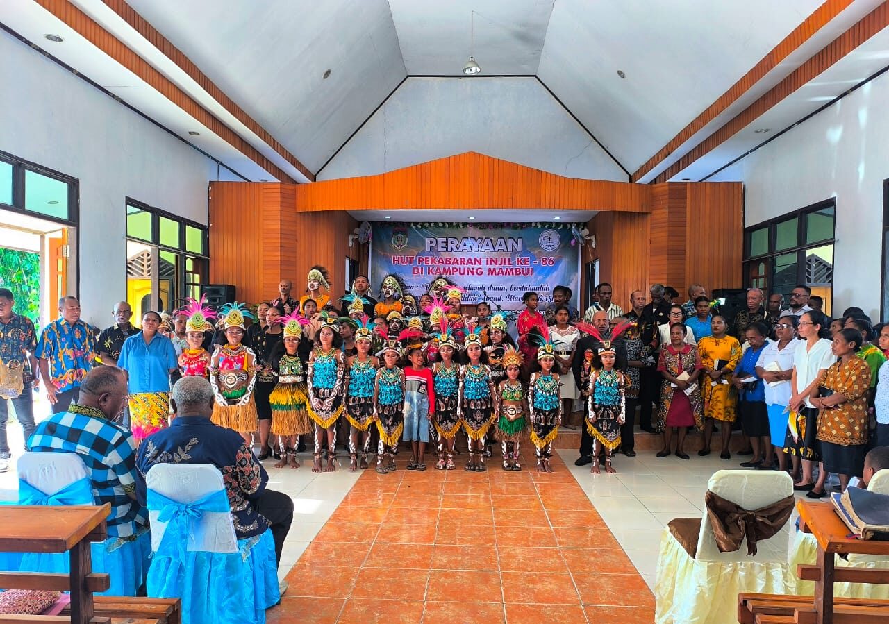 PJ Sekda Hadiri Perayaan HUT PI Ke-86 Di Kampung Mambui Waropen | Papua ...