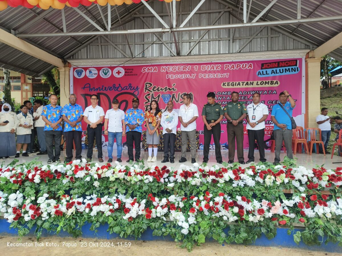 Ini Pesan Ketua Ikatan Keluarga Alumni SMANSA Biak, Pada HUT SMANSA ke ...