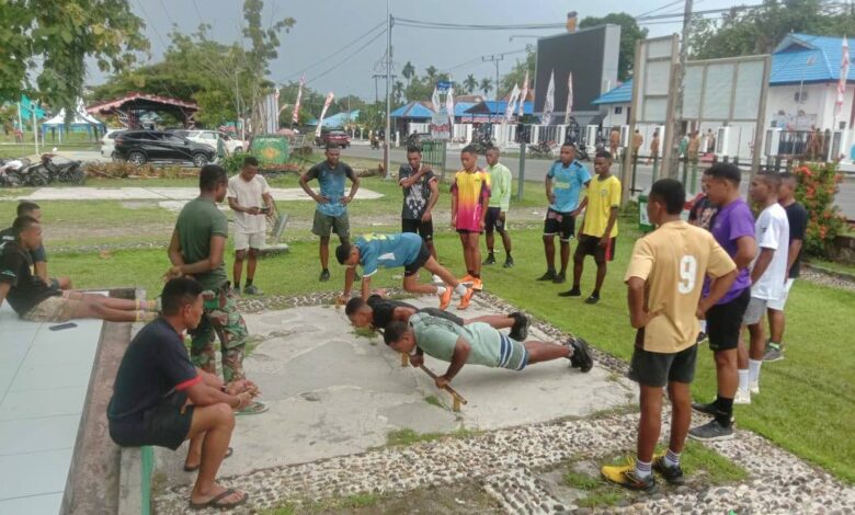 Beri Pembinaan Fisik, Koramil Warbah Dukung Pemuda Jadi Prajurit TNI AD ...